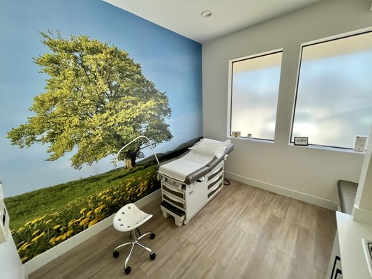 HEATHER BARTOS, MD - Updated October 2025 - 13 Photos & 73 Reviews - 13052 Dallas Pkwy Bldg 200 ...