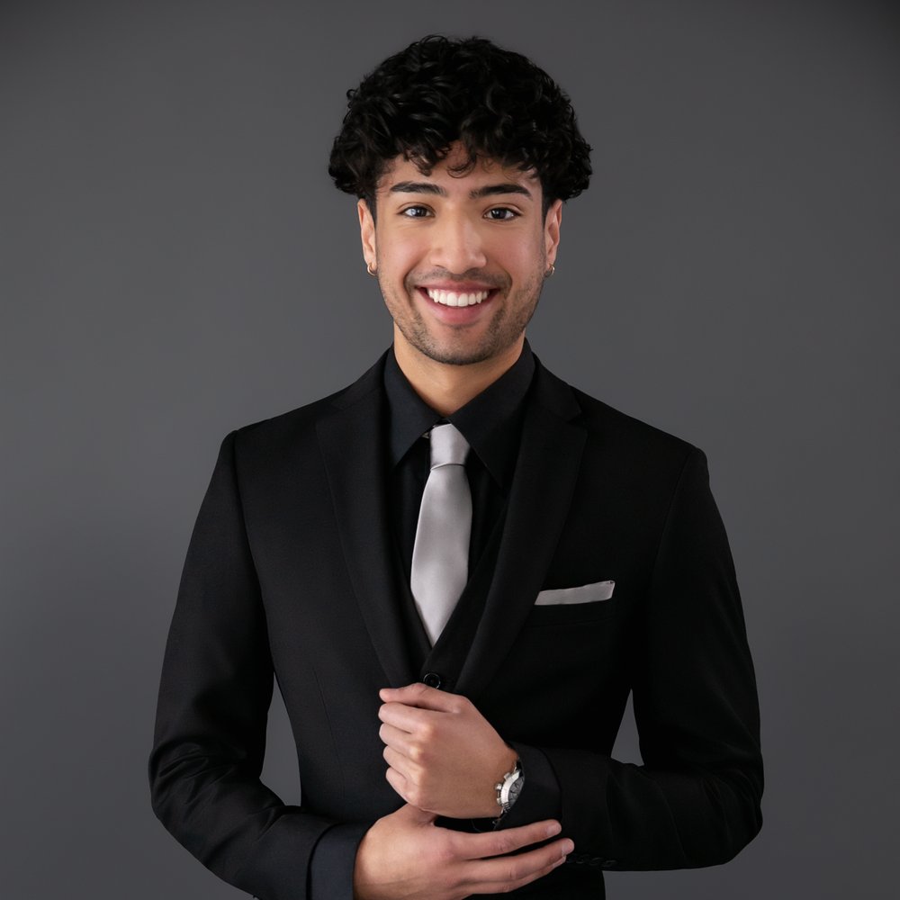 JARED GONZALEZ - CENTURY 21 EVEREST - Contact Agent - 23822 Valencia Blvd, Santa Clarita ...