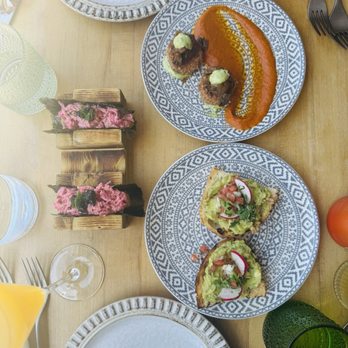 BLOOM PLANT BASED KITCHEN - Updated June 2025 - 1014 Photos & 340 ...