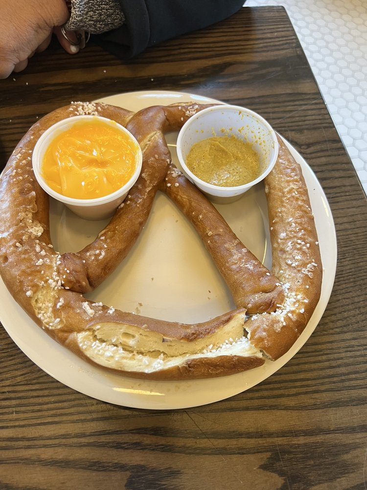 ELLIS CAFE - Updated March 2025 - 29 Photos & 36 Reviews - Ellis Island ...