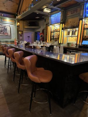 TAP YARD - Updated August 2025 - 31 Photos & 23 Reviews - 1610 ...