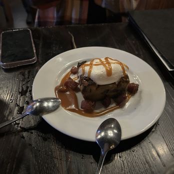 PINT + JIGGER - 672 Photos & 173 Reviews - 410 Atkinson Dr, Honolulu ...