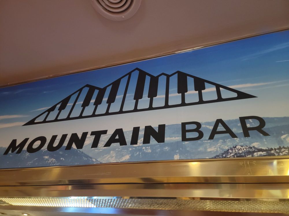 MOUNTAIN BAR - Updated April 2025 - 18 Hwy 50, Stateline, Nevada - Bars ...