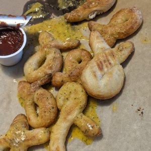 CHECKMATE PIZZA - Updated December 2025 - 15 Photos & 89 Reviews - 41 ...