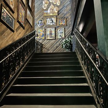 PUTTERY - Updated November 2024 - 98 Photos & 50 Reviews - 612 W 47th ...