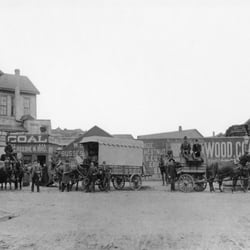 REEBIE STORAGE AND MOVING - 87 Photos & 169 Reviews - 2325 N Clark St ...