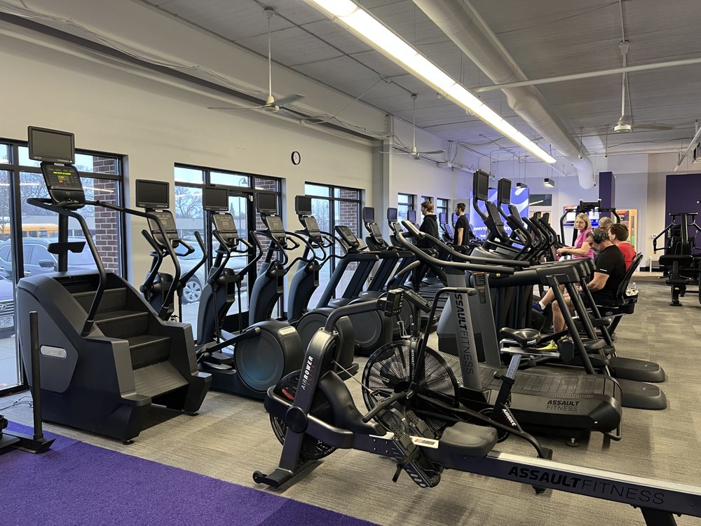 ANYTIME FITNESS - Updated January 2026 - 10 Photos & 12 Reviews - 6000 ...