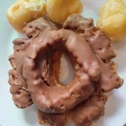 ROCKLIN DONUTS & CINNAMON - Updated December 2025 - 701 Photos & 680 ...