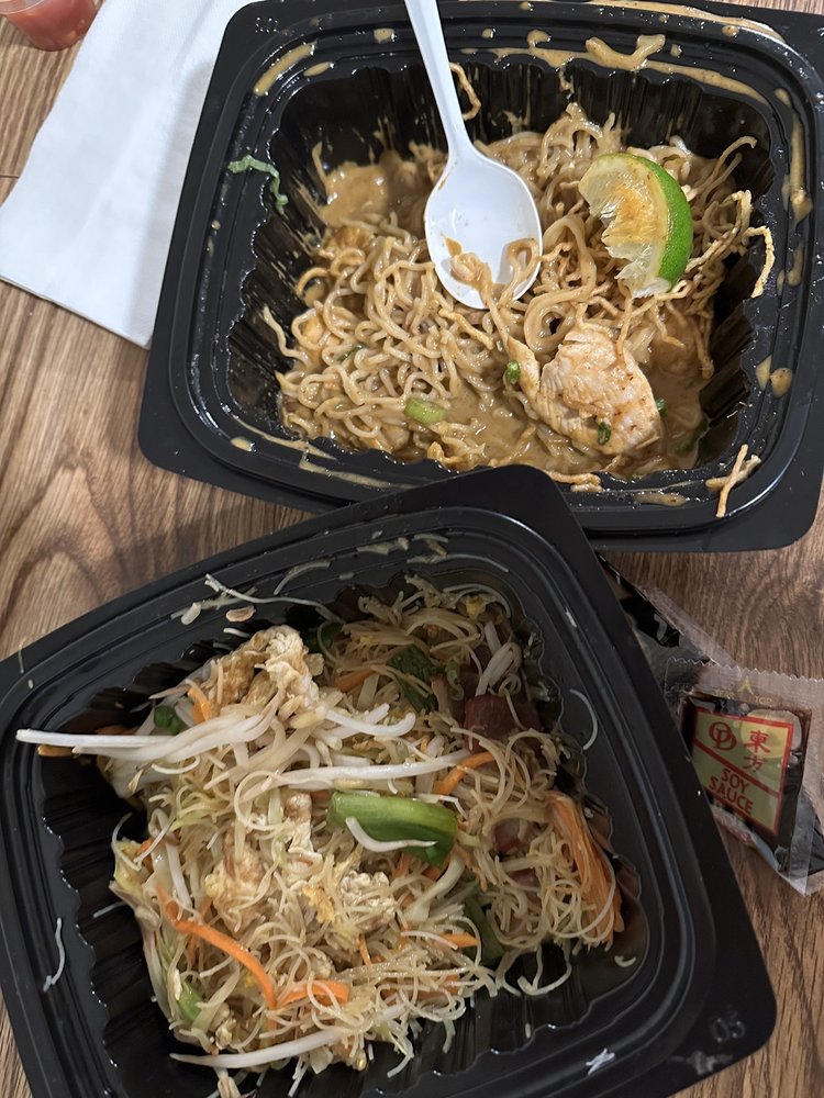 GOLDEN THAI - Updated June 2024 - 135 Photos & 254 Reviews - 1509 W ...