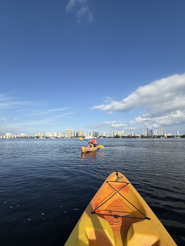 BLUE MARLIN FISH HOUSE - Updated December 2025 - 2500 NE 163rd St ...