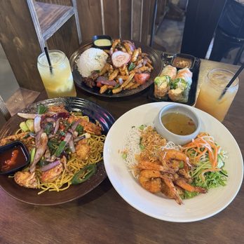 OMELI KITCHEN - Updated June 2024 - 1508 Photos & 647 Reviews - 2466 E ...