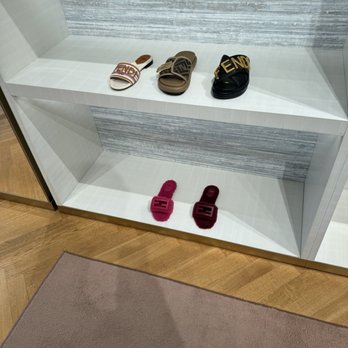 THE MALL - Updated August 2025 - 169 Photos & 60 Reviews - Via Europa 8 ...