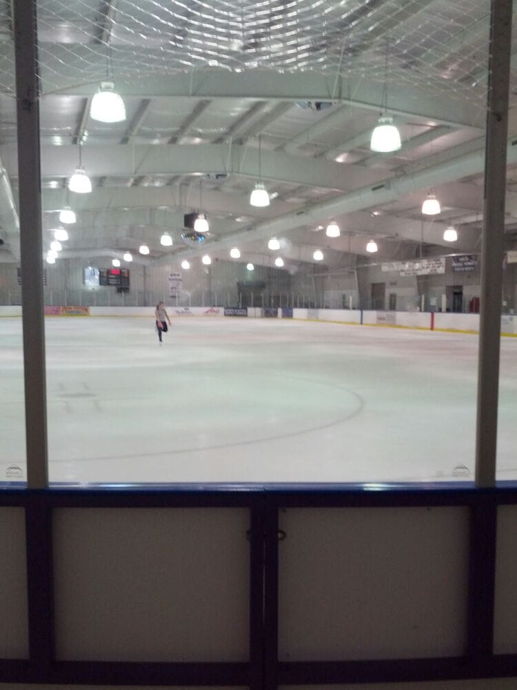 SOUTH CHARLESTON ICE ARENA - Updated June 2025 - 20 Rhl Blvd, South ...