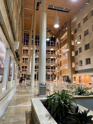 LEGACY EMANUEL MEDICAL CENTER - 68 Photos & 117 Reviews - 2801 N ...