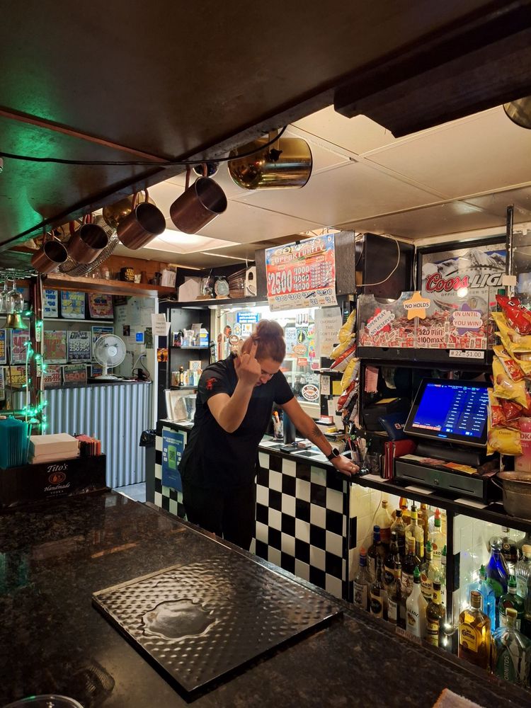 GARLAND PUB AND GRILL - Updated January 2026 - 14 Reviews - 3911 N ...