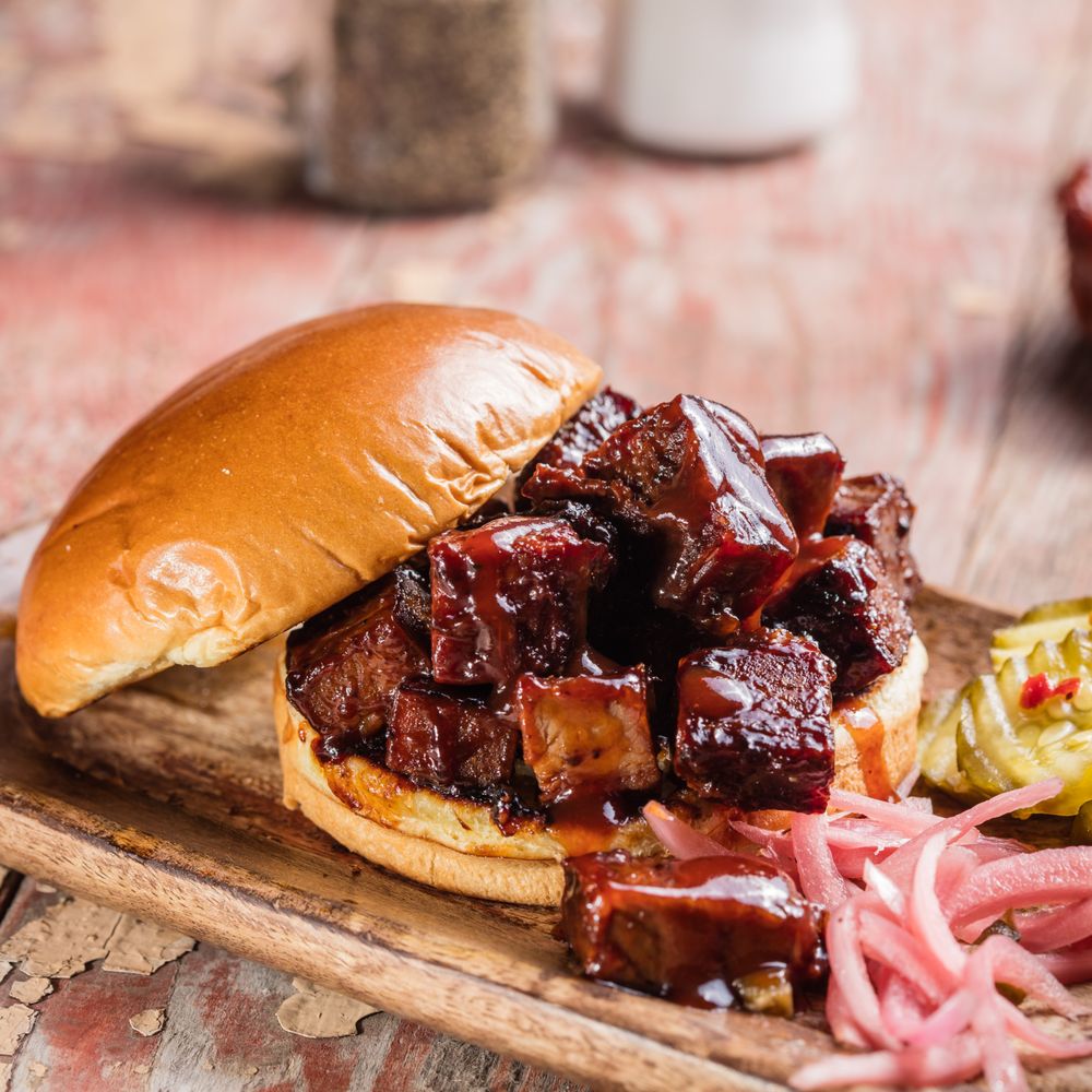 FAMOUS DAVE’S BAR-B-QUE - Updated May 2024 - 397 Photos & 238 Reviews ...