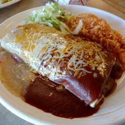 SOMEBURROS - Updated September 2025 - 202 Photos & 427 Reviews - 101 E ...