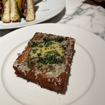 DAPHNE - Updated June 2025 - 180 Photos & 42 Reviews - 67 Richmond ...