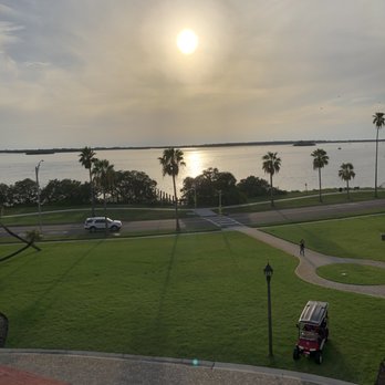 HI-FI ROOFTOP BAR - Updated January 2025 - 121 Photos & 79 Reviews ...