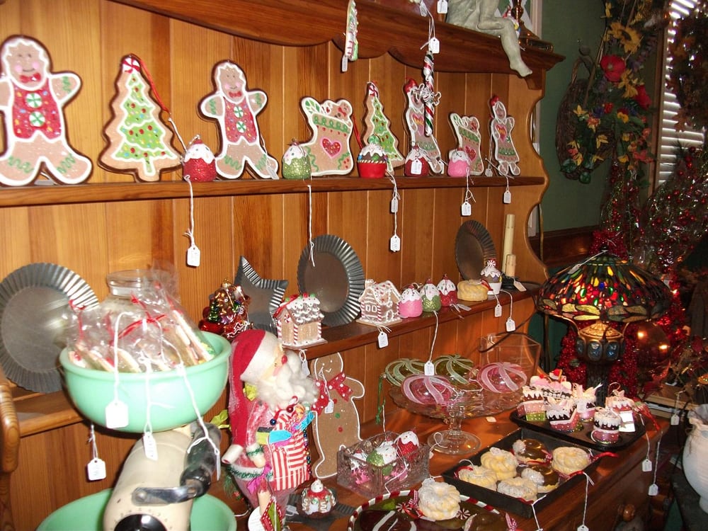 CHRISTOPHER’S CHRISTMAS SHOPPE - Updated December 2025 - 114 S Byron ...
