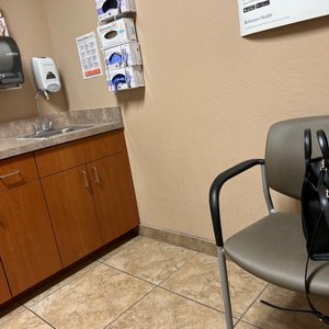 CONCENTRA URGENT CARE - PHOENIX - Updated July 2025 - 24 Photos & 109 ...