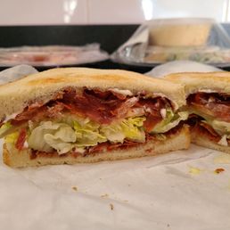 RO-LYNN DELI - Updated July 2025 - 44 Photos & 101 Reviews - 3407 ...