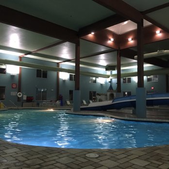 HOLIDAY INN EXPRESS WISCONSIN DELLS - Updated January 2026 - 47 Photos ...