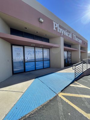 FYZICAL THERAPY & BALANCE CENTERS - Updated December 2025 - 4646 N Mesa ...