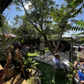 HIDDEN GROUNDS COFFEE - Updated August 2024 - 158 Photos & 50 Reviews ...