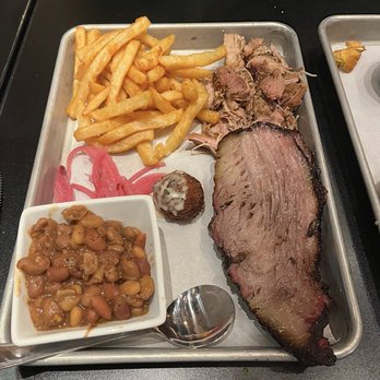 THE IMPROPER PIG - Updated August 2025 - 205 Photos & 206 Reviews ...