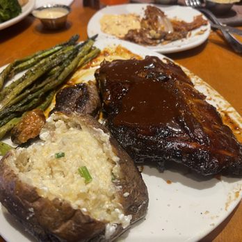 OUTBACK STEAKHOUSE - Updated December 2025 - 48 Photos & 117 Reviews ...