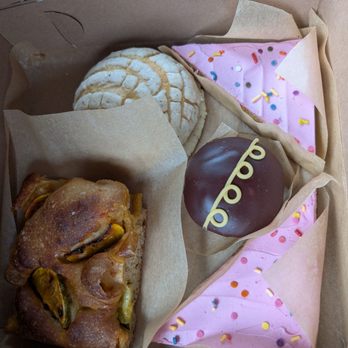 COMADRE PANADERIA - Updated July 2025 - 146 Photos & 53 Reviews - 1204 ...