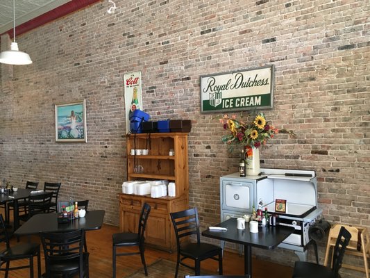 BISBEE BREAKFAST CLUB - 394 Photos & 432 Reviews - 75 Erie St, Bisbee ...