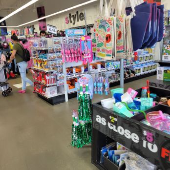 FIVE BELOW - Updated September 2025 - 25 Photos - 1255 Raritan Rd ...
