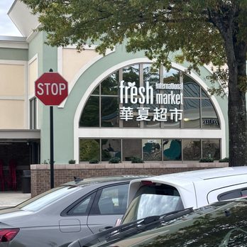FRESH INTERNATIONAL MARKET - Updated October 2024 - 37 Photos & 24 ...