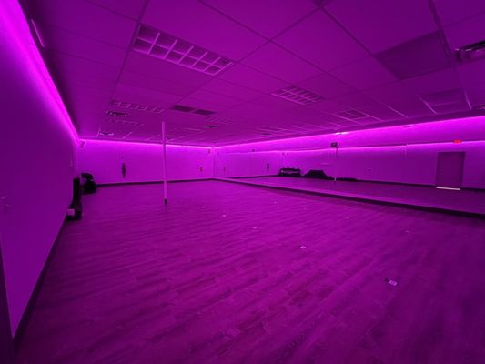 YOGA BOX - Updated May 2025 - 38 Photos & 43 Reviews - 2836 E Indian ...