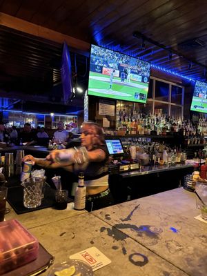 REDWING BAR & GRILL - Updated December 2025 - 270 Photos & 555 Reviews ...