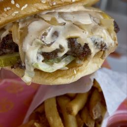 MAIN BURGER - Updated August 2025 - 157 Photos & 98 Reviews - 161 W ...