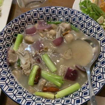 BAN CHOK DEE THAI CUISINE-LANGLEY - Updated January 2025 - 301 Photos ...