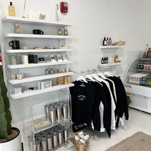 WEE FANCY TEA - Updated June 2024 - 49 Photos - 890 Peoples Plz, Newark ...