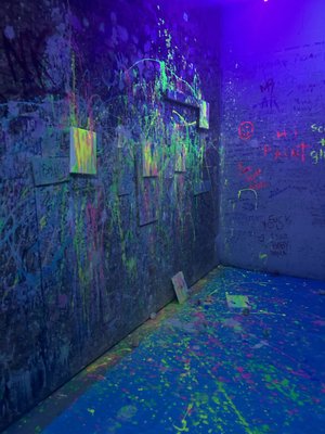 SMASH ZONE - Updated July 2025 - 18 Photos - 10111 W Capitol Dr ...