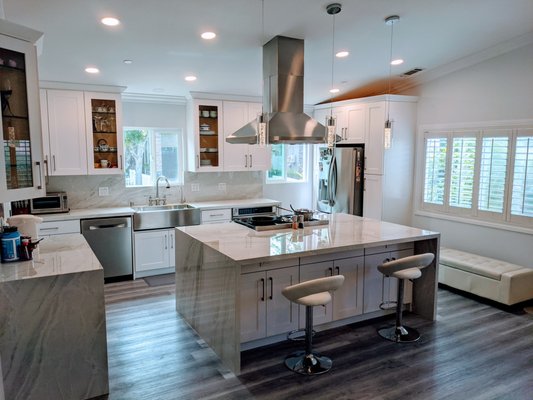 BUSY BEE CONSTRUCTION SOLUTIONS - Updated December 2024 - 187 Photos ...