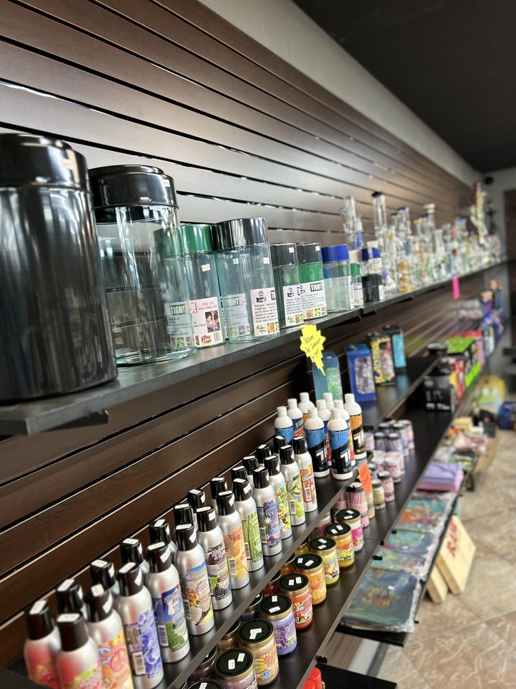 MO’SMOKE SMOKE SHOP - Updated May 2026 - 13 Photos - 4079 S Goldenrod ...