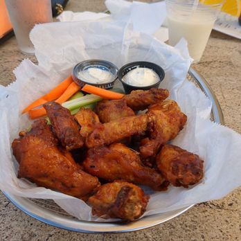 HUNGRY TARPON RESTAURANT - Updated August 2024 - 714 Photos & 590 ...