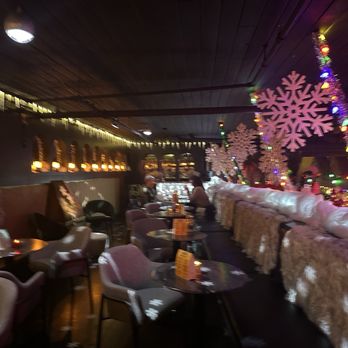 CHRISTMAS DIVE BAR - Updated December 2025 - 51 Photos & 15 Reviews ...
