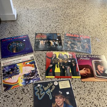 HUNKY DORY - Updated December 2025 - 23 Photos - 1101 E Whitaker Mill ...