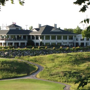 BUTTE DES MORTS COUNTRY CLUB - Updated June 2025 - 3600 W Prospect Ave ...