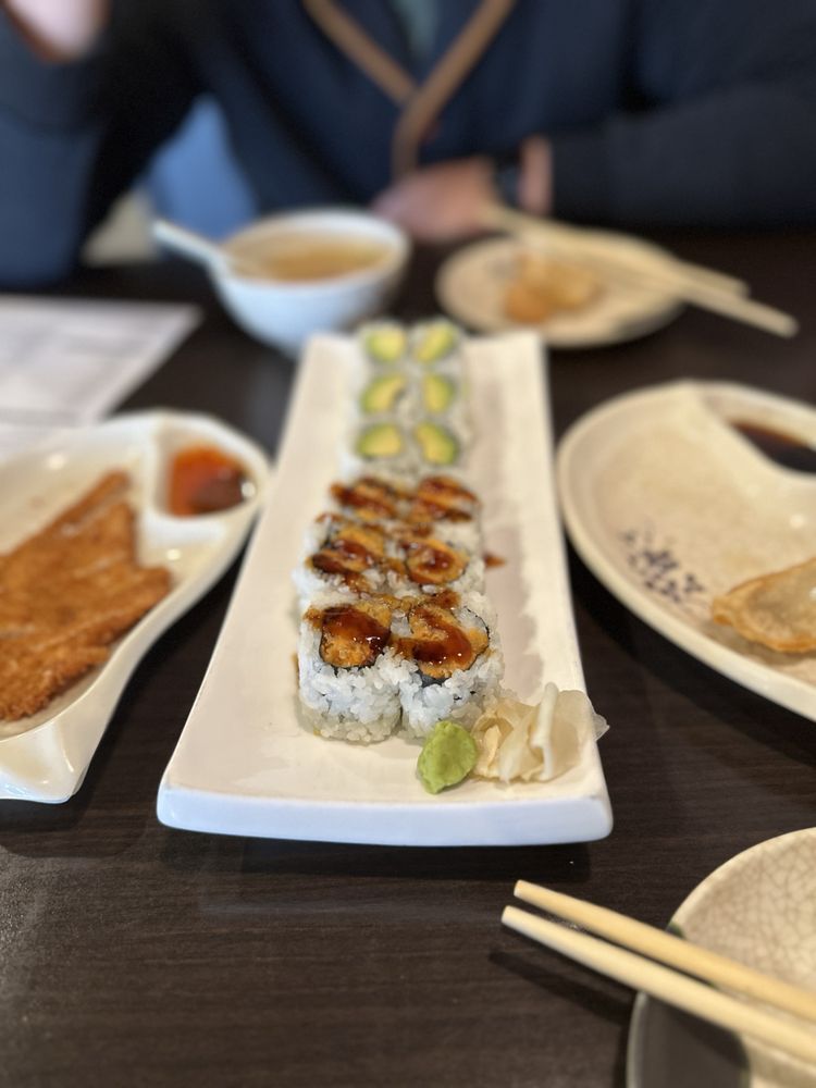 WOW SUSHI - Updated July 2025 - 136 Photos & 85 Reviews - 2137 W Edmond ...