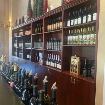WIENS CELLARS - Updated February 2025 - 1310 Photos & 1074 Reviews ...