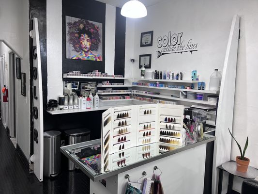 TRENZ SALON - Updated December 2025 - 96 Photos & 25 Reviews - 5965 W ...